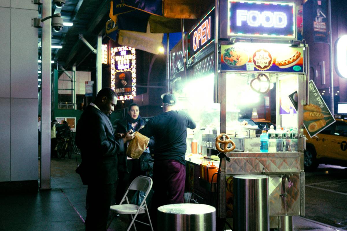 Halal Street Food in the US: Regional Favorites - The Halal Times