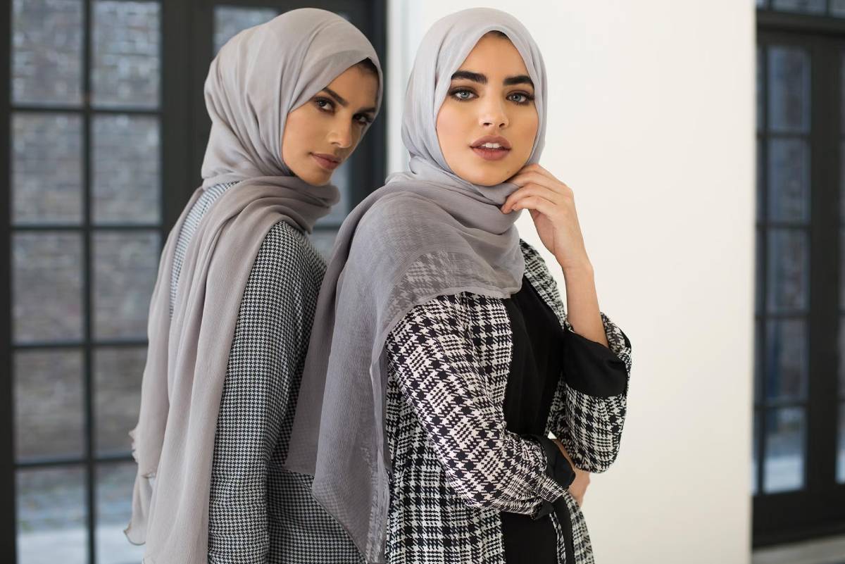 The Evolution of Modest Fashion in the UK: From Traditional to Trend ...