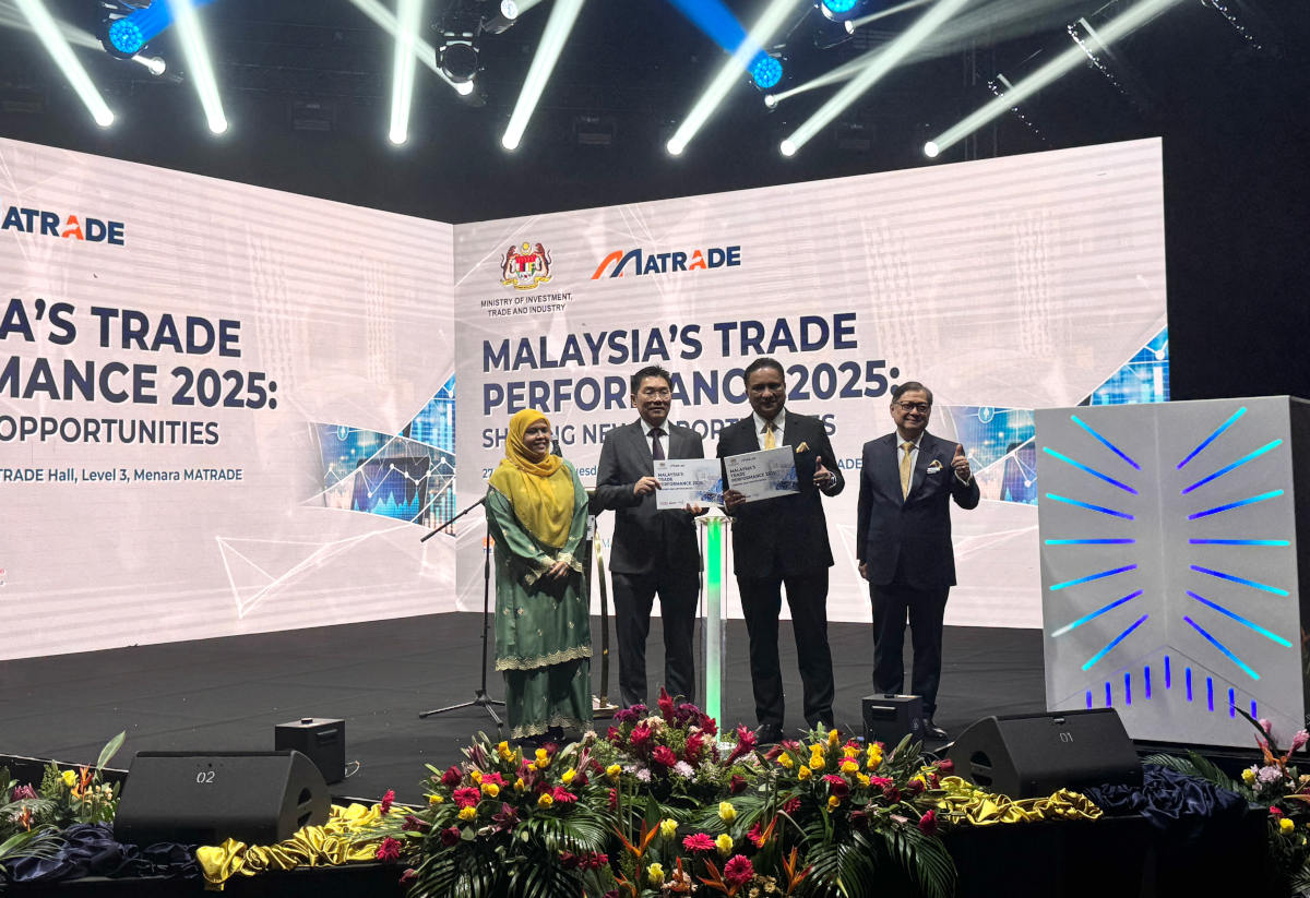 Malaysia Records Historic Trade Performance in 2025, Strengthens Global ...